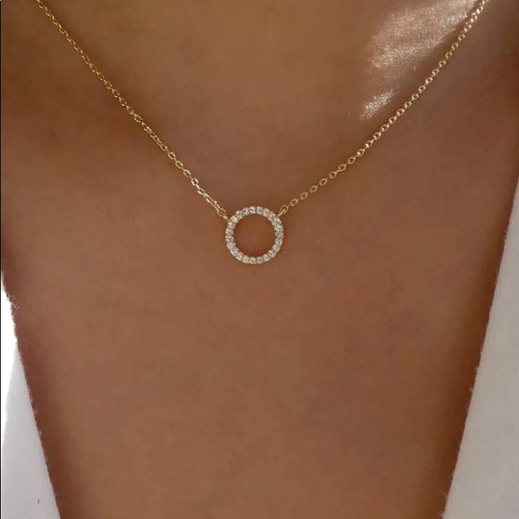 Kathrono | Jewelry | Lovely Round Circle Rhinestone Necklace | Poshmark